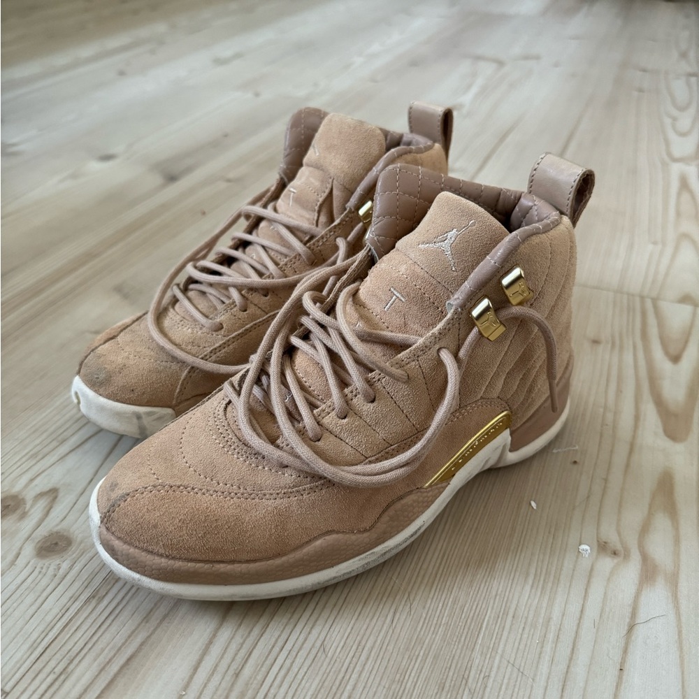 Jordan 12 Retro Vachetta Tan/Metallic Gold - Gem